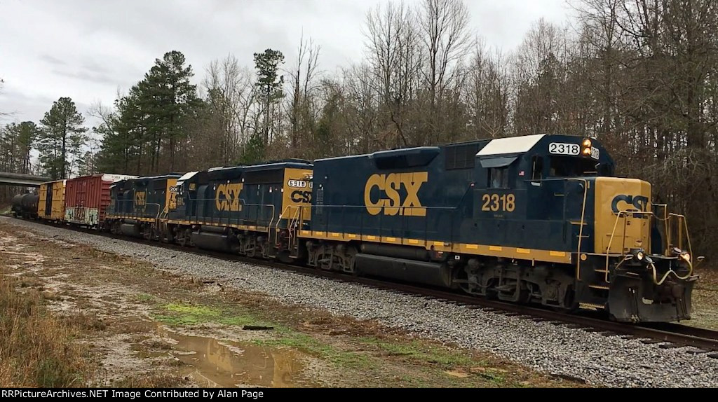 CSX 2318, 6918, and 2008 head a local